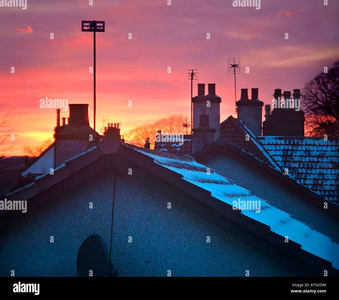 Rooftops snow hi-res stock photography and images - Alamy