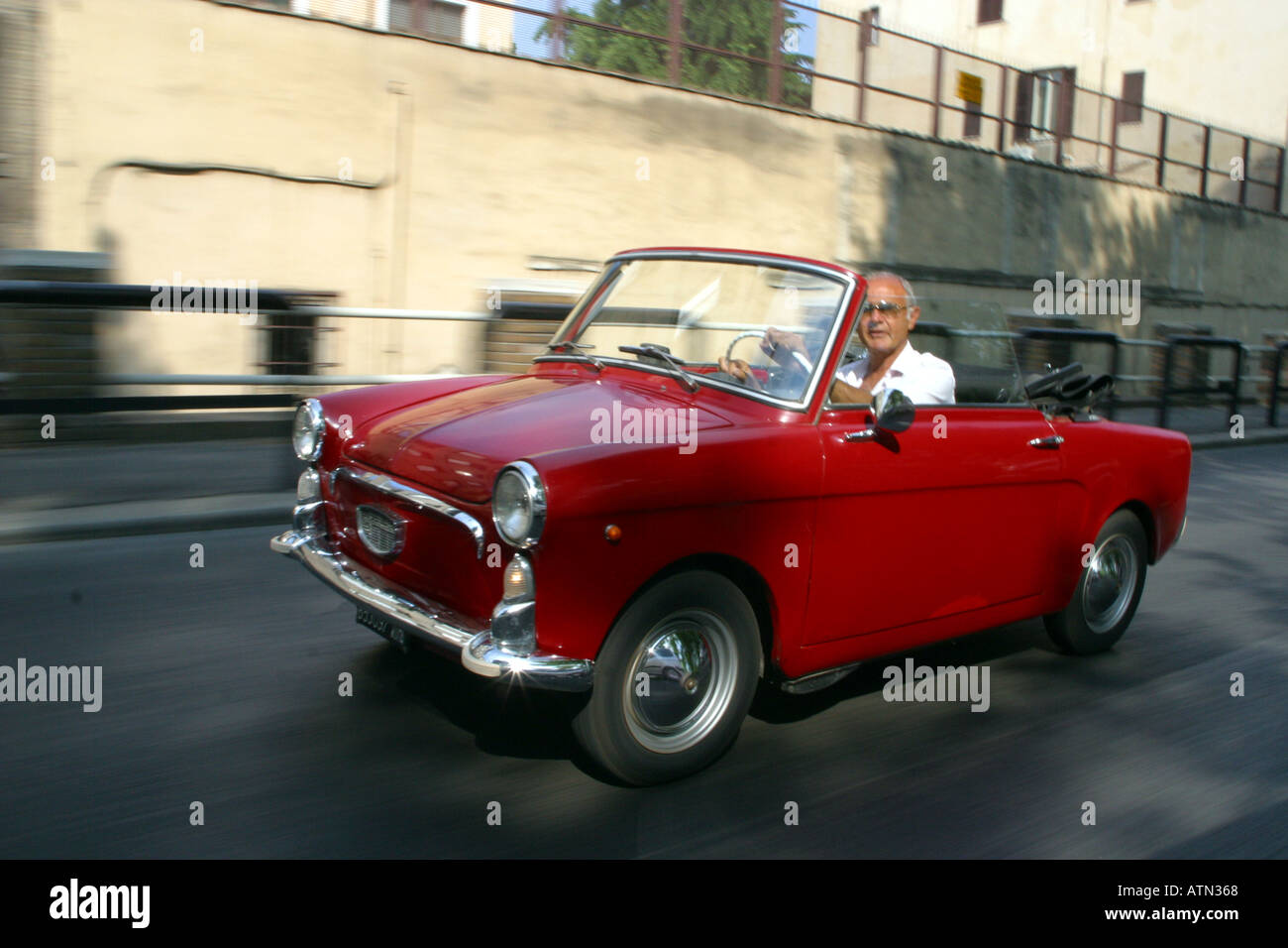 Driving in rome hi-res stock photography and images - Alamy