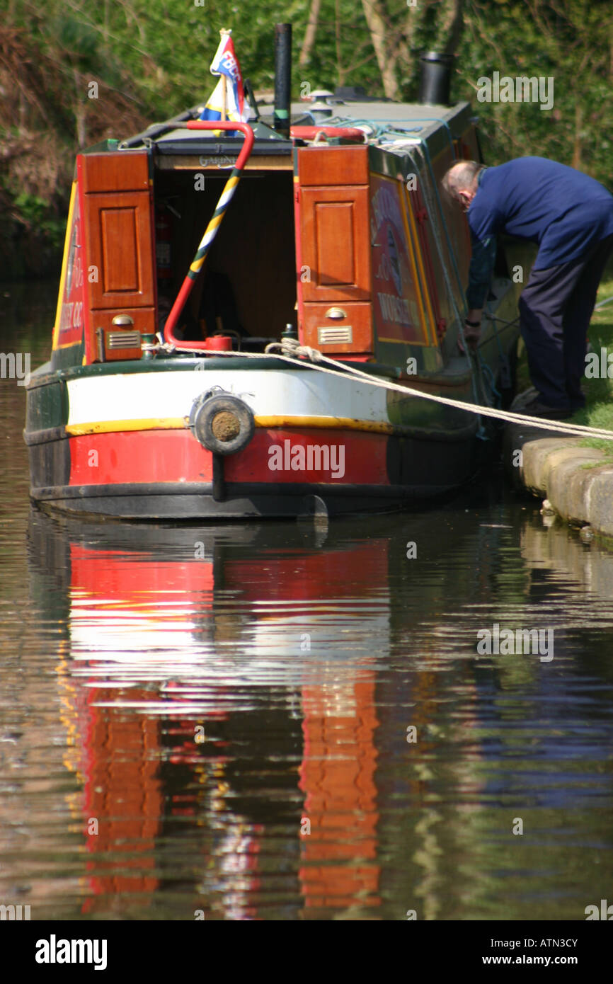 canal river narrow house boat leisure craft moored Stock Photo - Alamy