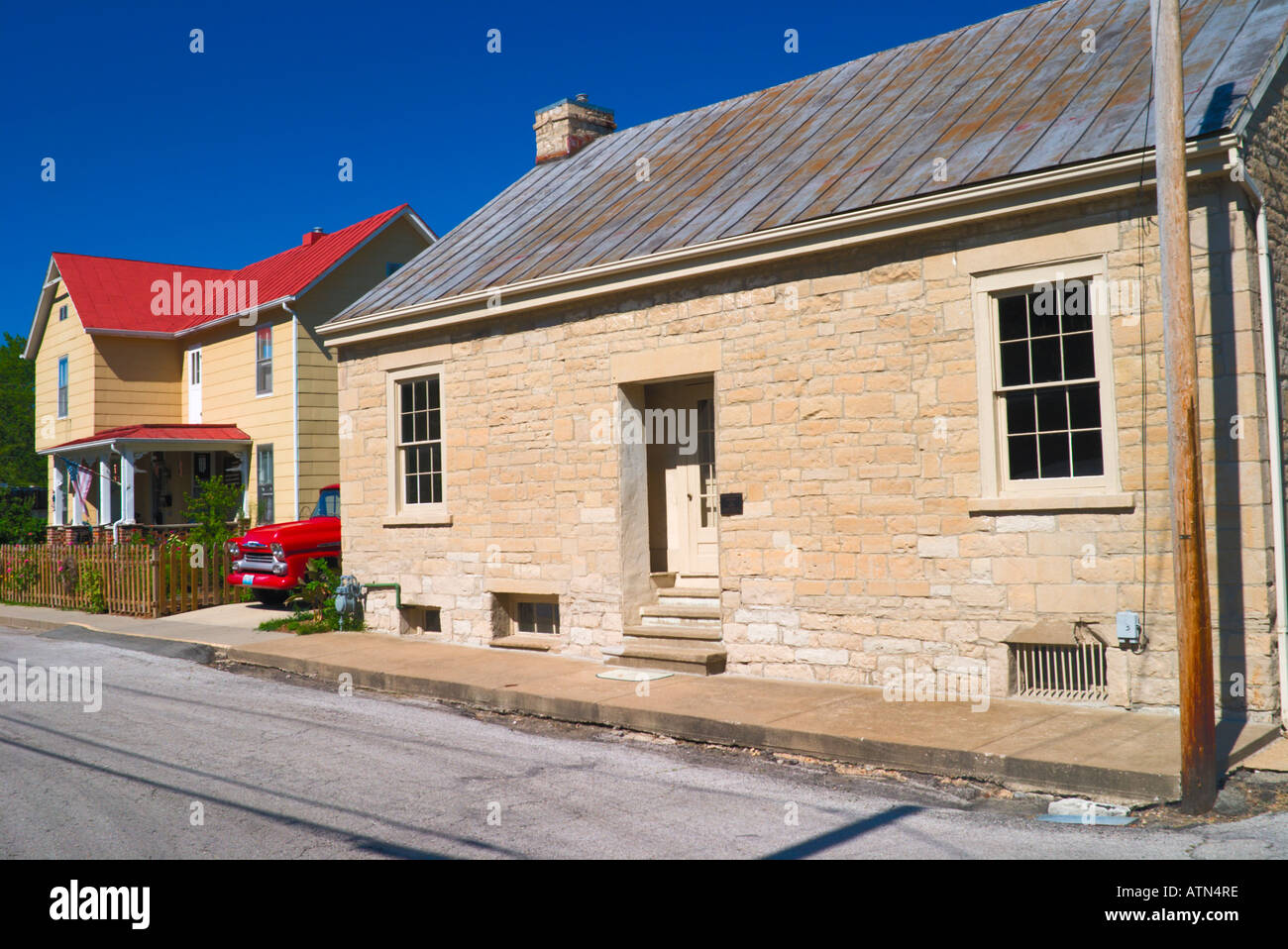 Old Limestone building Stock Photo - Alamy