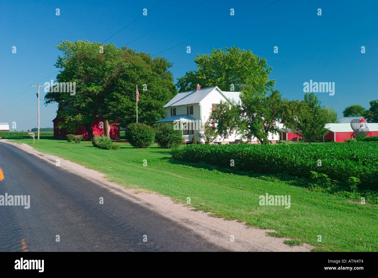 Typical Midwestern Farmhouse Stock Photo - Alamy