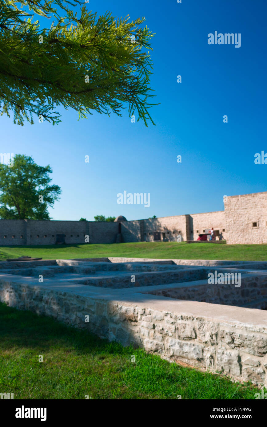 Limestone framed bases for buildings at Fort de Chartres Stock Photo ...