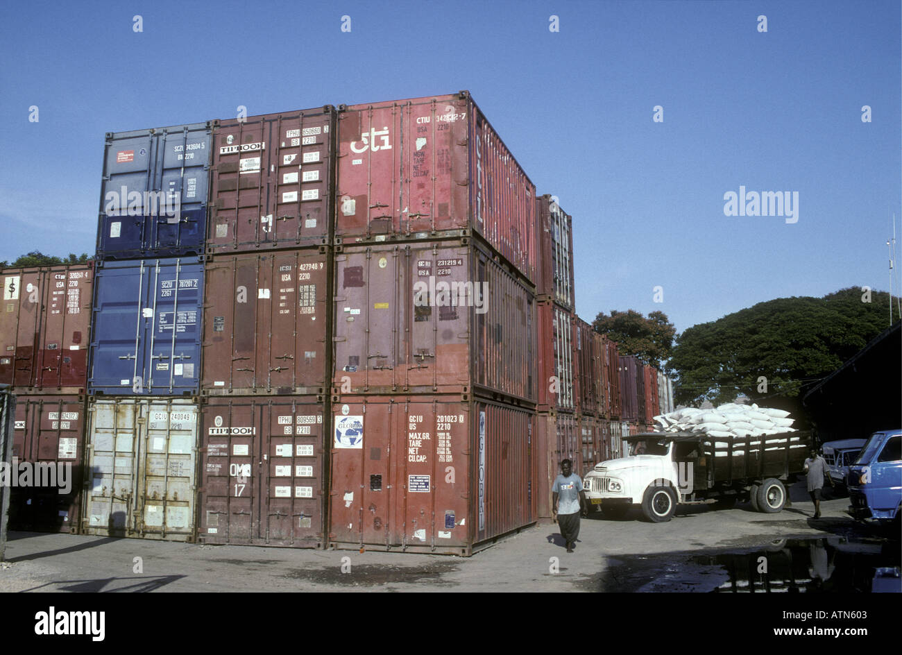 Containers stacked on the key or dockside of the harbour Zanzibar ...