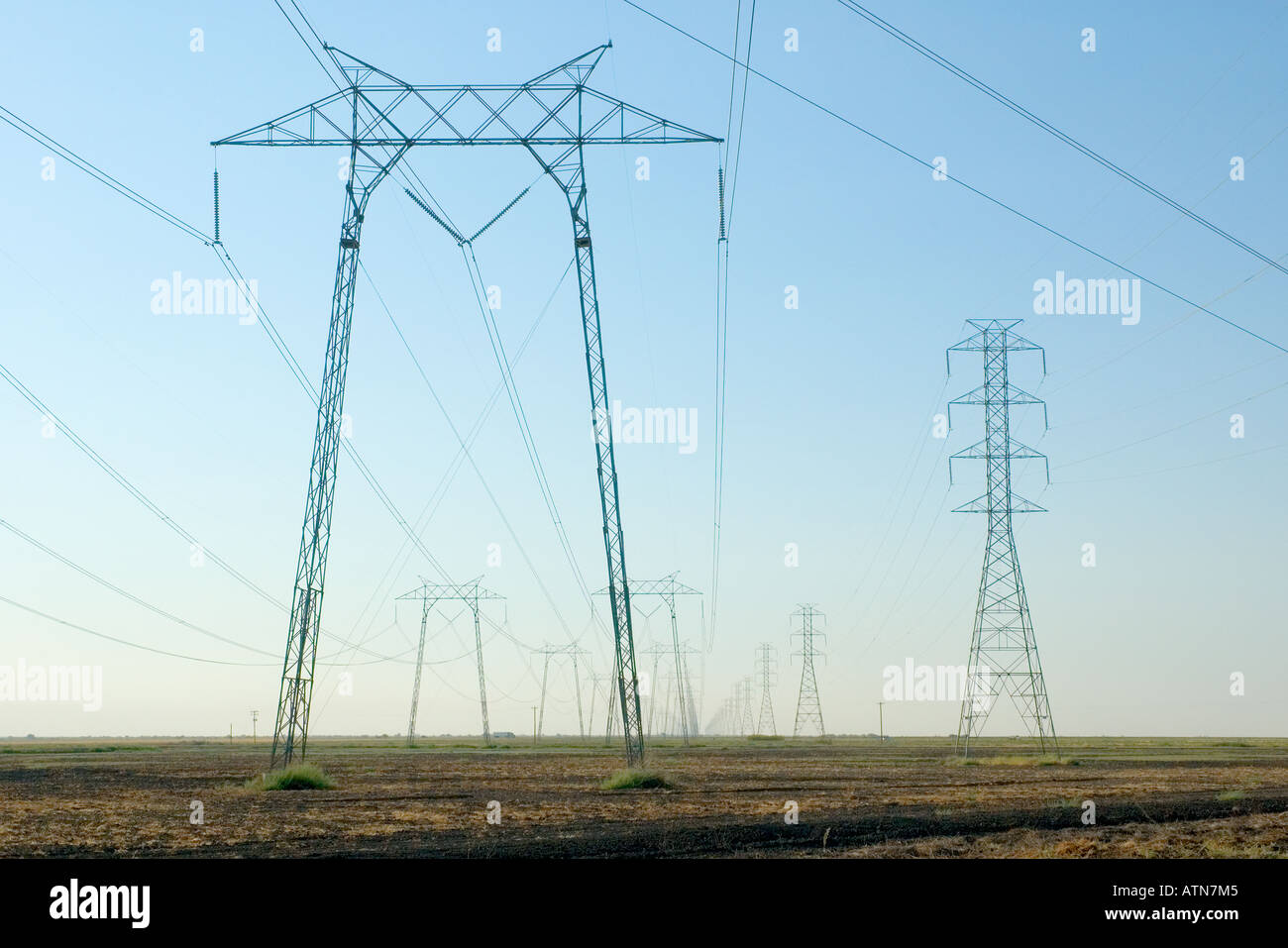 electrical power towers 1 Stock Photo - Alamy
