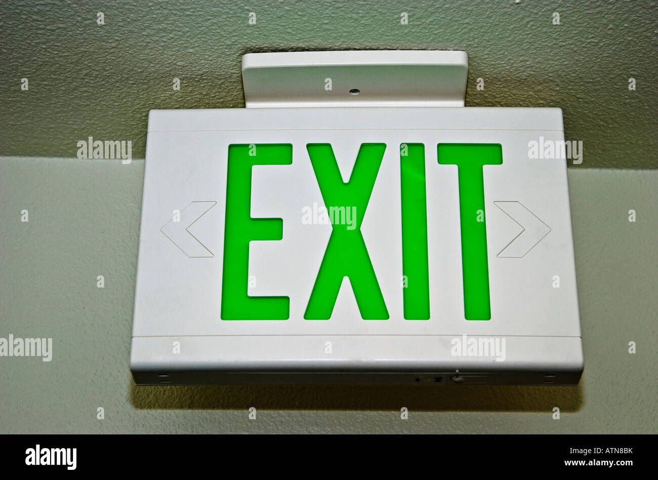 Exit marker hi-res stock photography and images - Alamy
