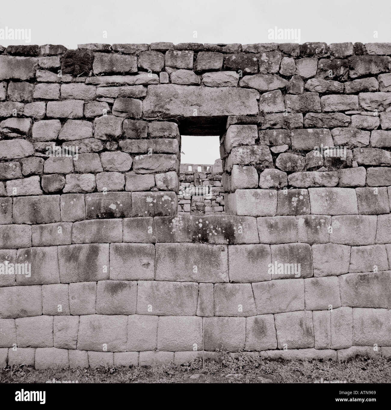 Megalithic walls in peru hi-res stock photography and images - Alamy