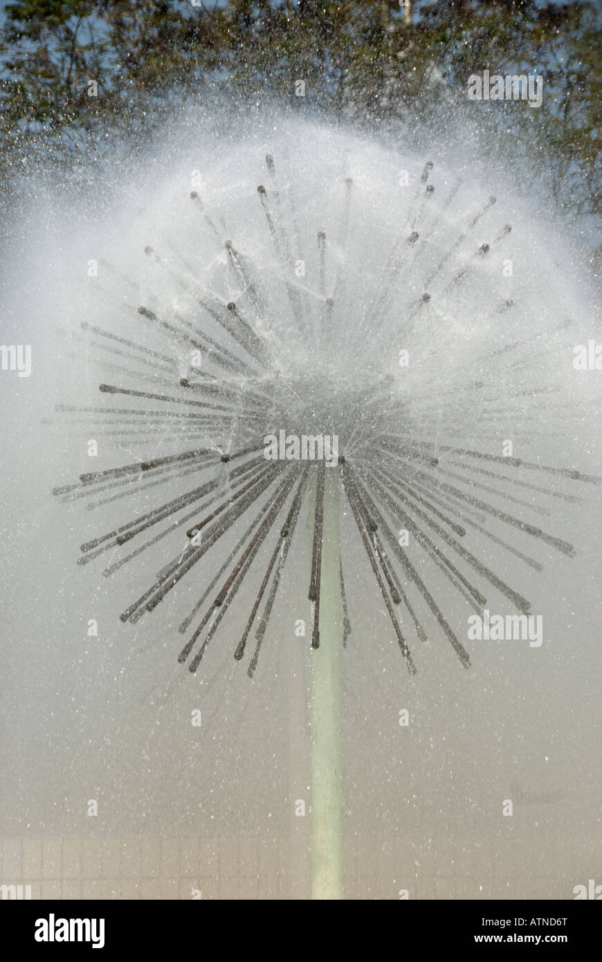 Dandelion fountain hi-res stock photography and images - Alamy