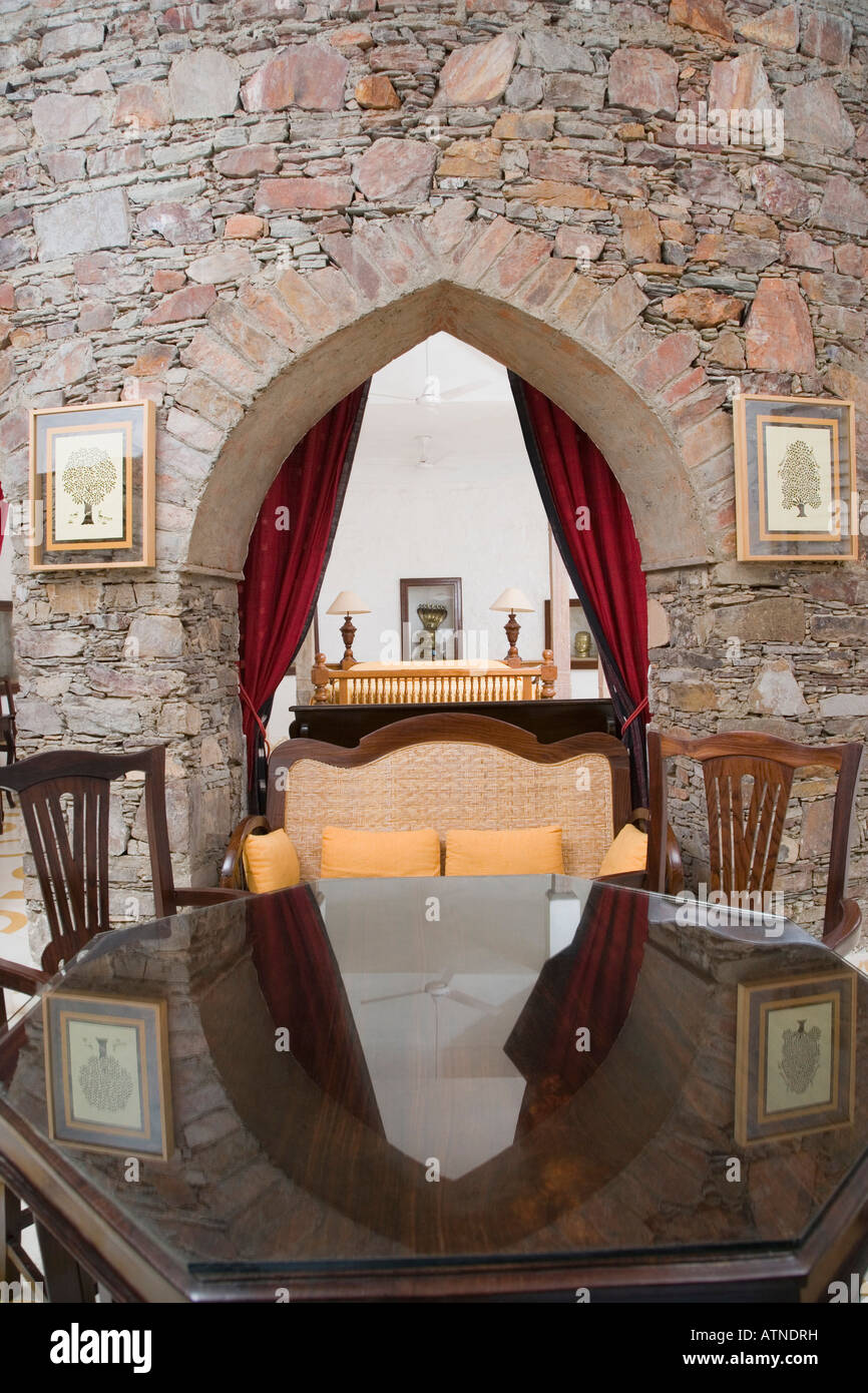 Reflection of an arch on a table glass Stock Photo - Alamy