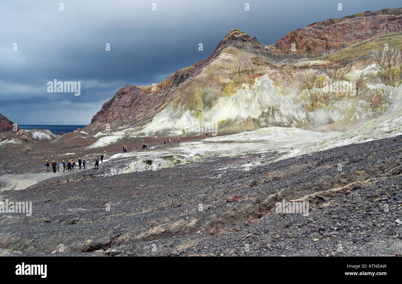 White island new zealand volcano 2019 hi-res stock photography and ...