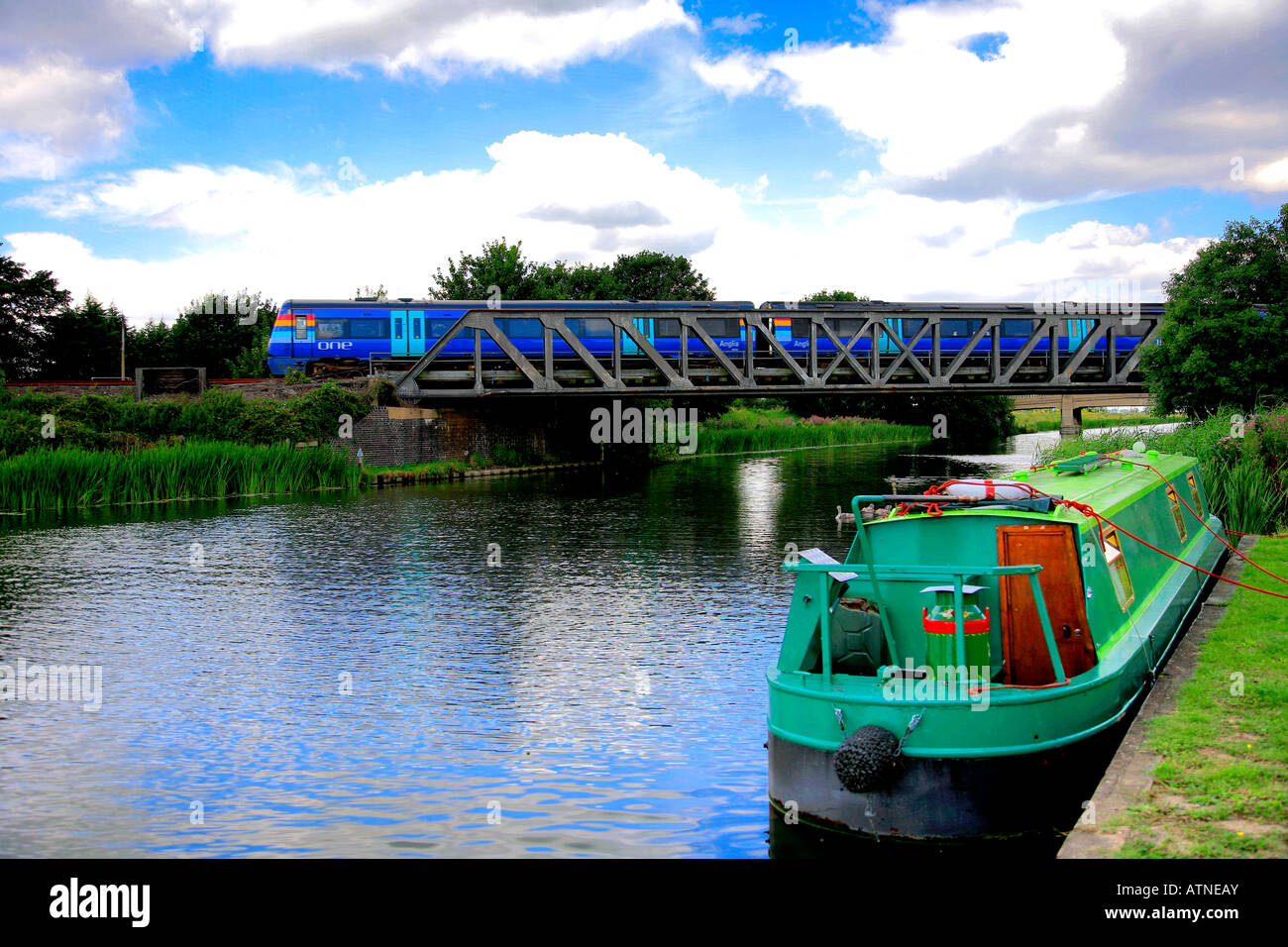ONE Railways 170 class Turbostar diesel train unit heading into Ely ...