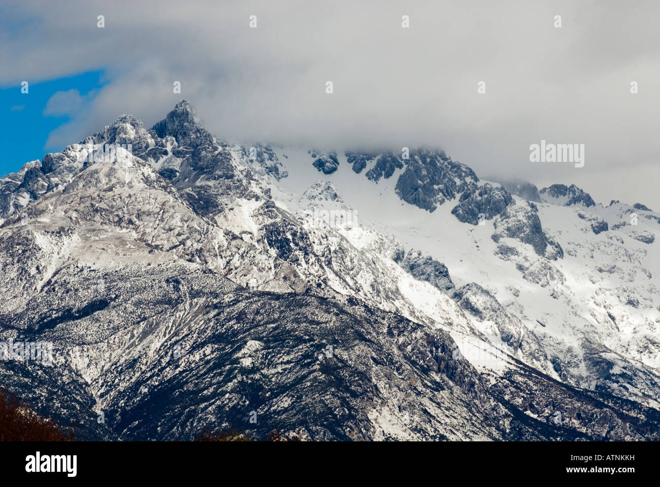China, Jade Dragon Snow Mountain, Yulong Xueshan, Mt Satseto, near ...