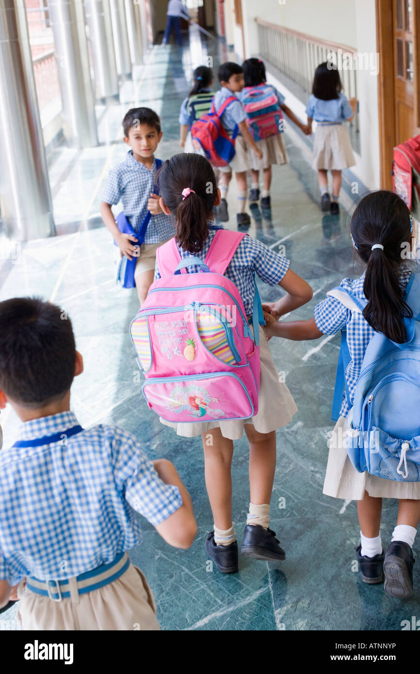 Girl uniform school corridor primary hi-res stock photography and images - Alamy