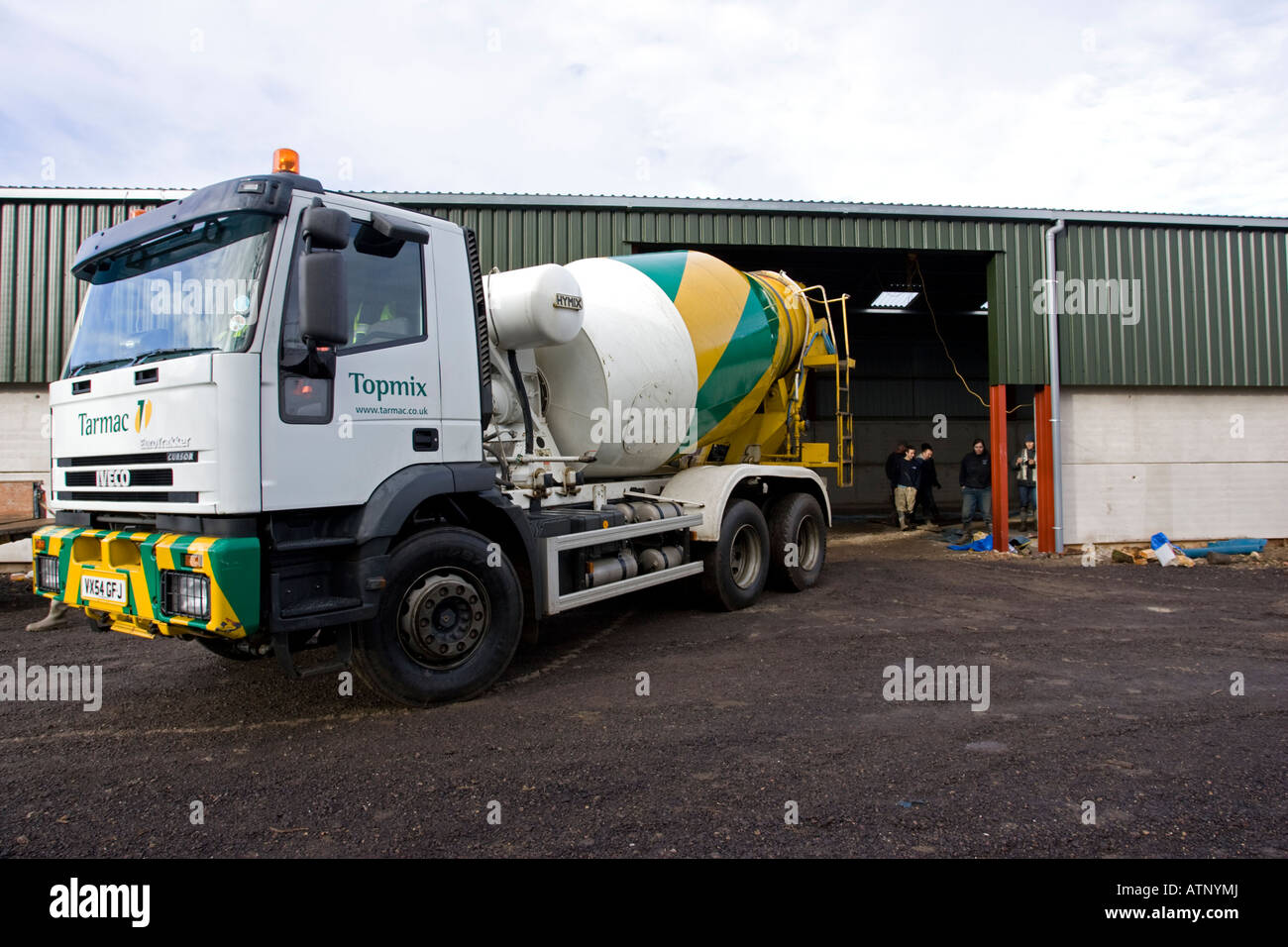 Cement lorry uk hi-res stock photography and images - Alamy