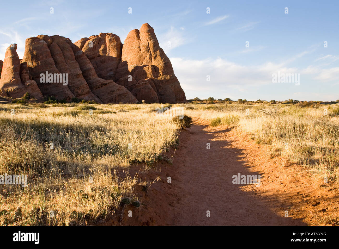 Pathway to Sandstone arch Stock Photo - Alamy