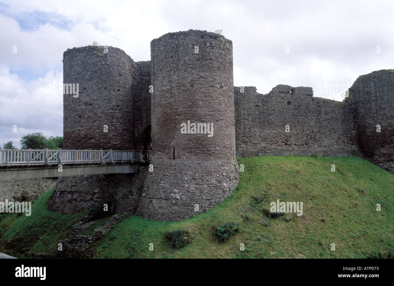 Trilateral castles hi-res stock photography and images - Alamy