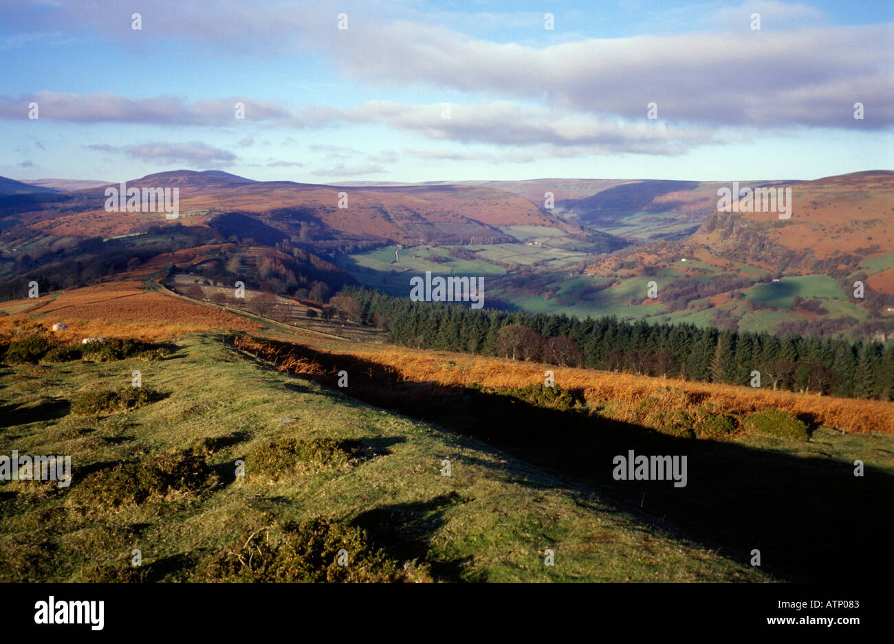 Llanthony valley hi-res stock photography and images - Alamy