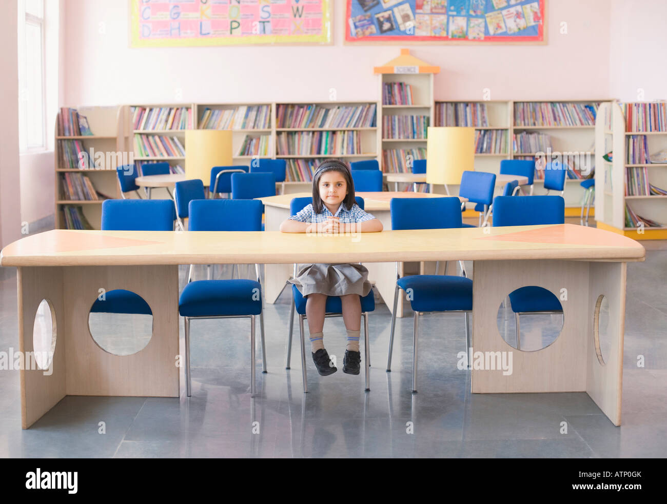 Library desk full view hi-res stock photography and images - Alamy