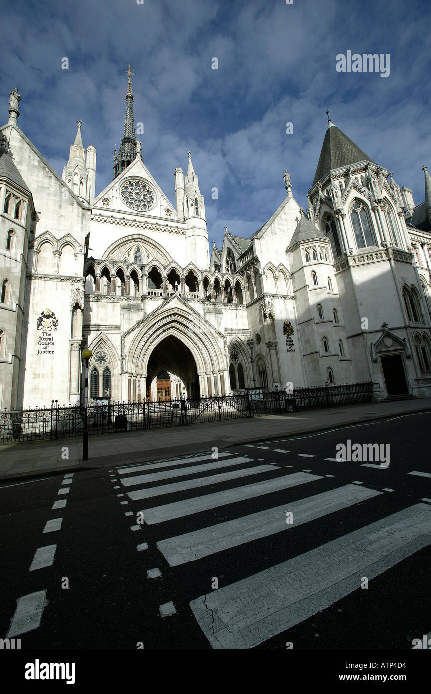 The Royal Courts of Justice Strand London England UK Stock Photo - Alamy