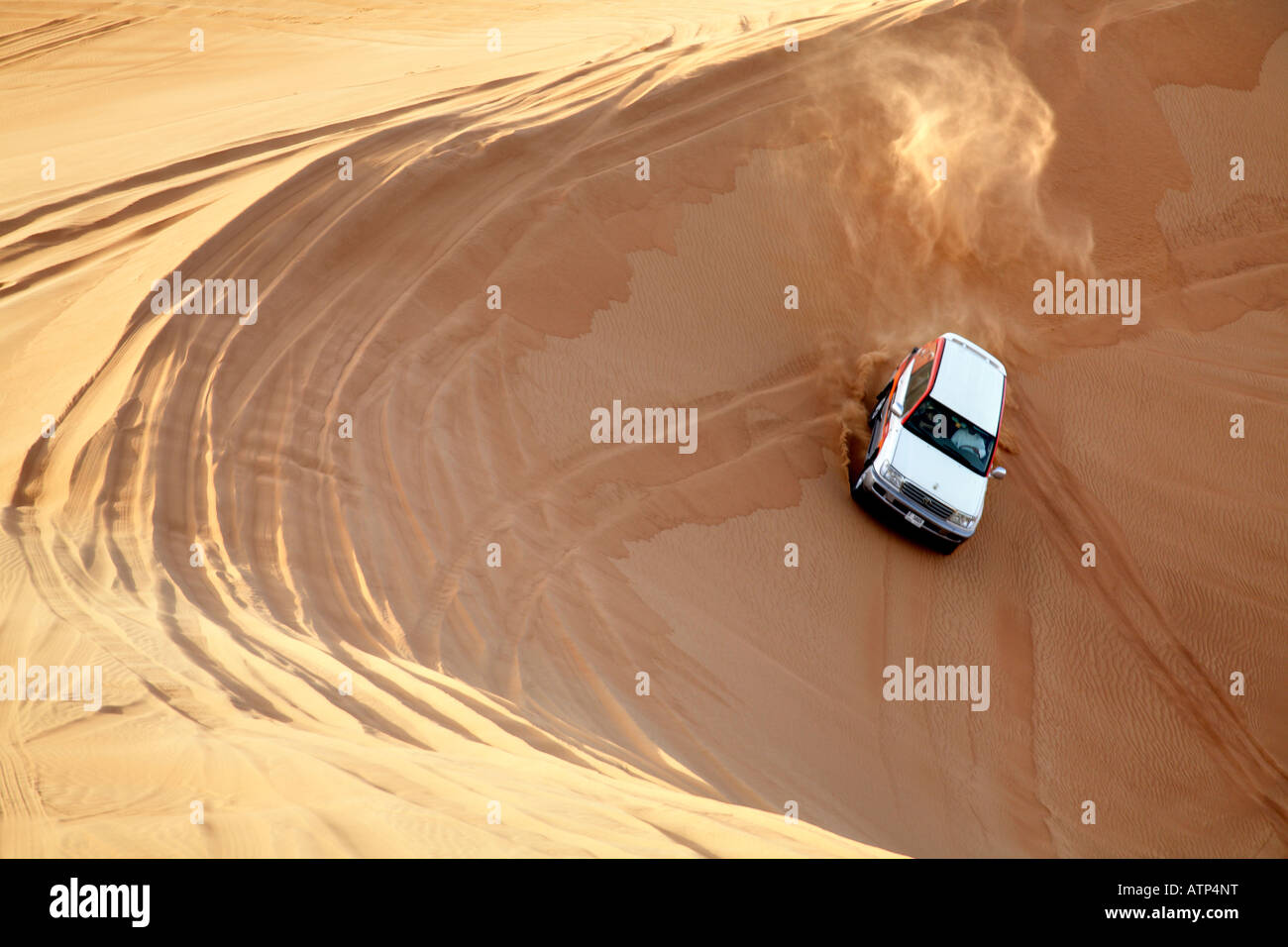 Dune bashing in Dubai 7 Stock Photo - Alamy