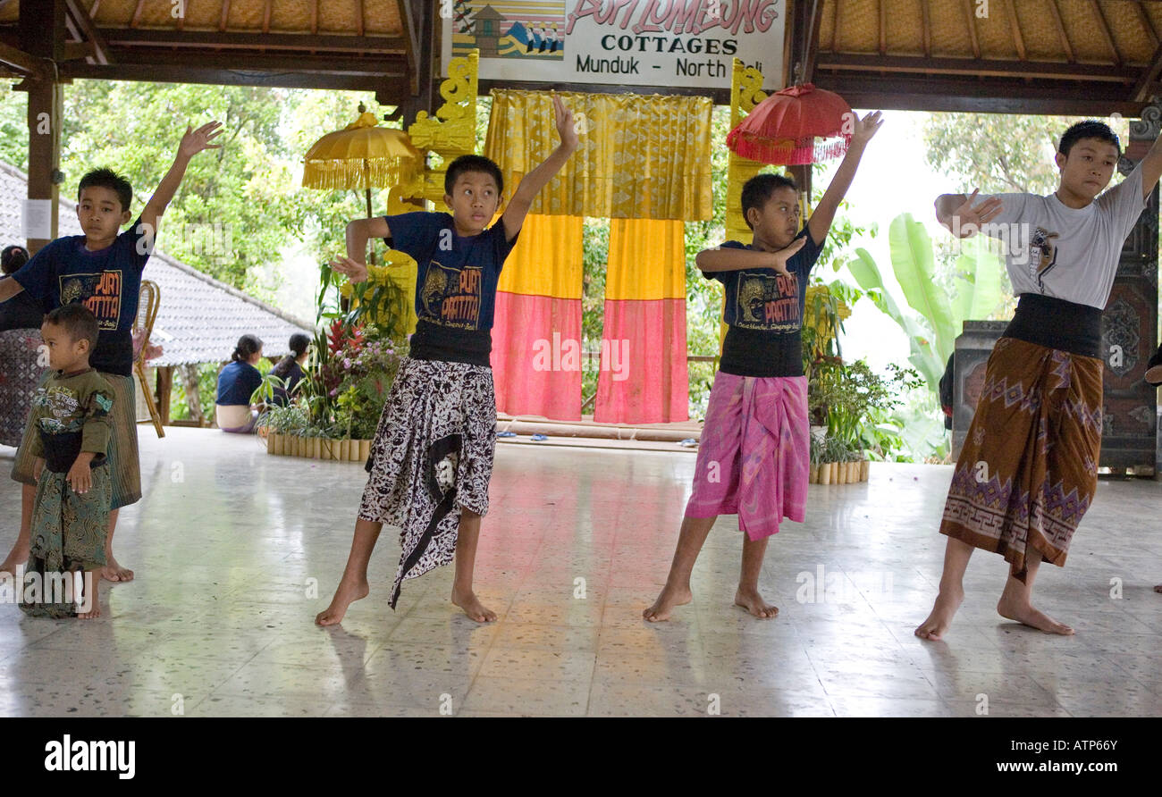 Balinese Boys Dancing Ubud Bali Indonesia Stock Photo - Alamy