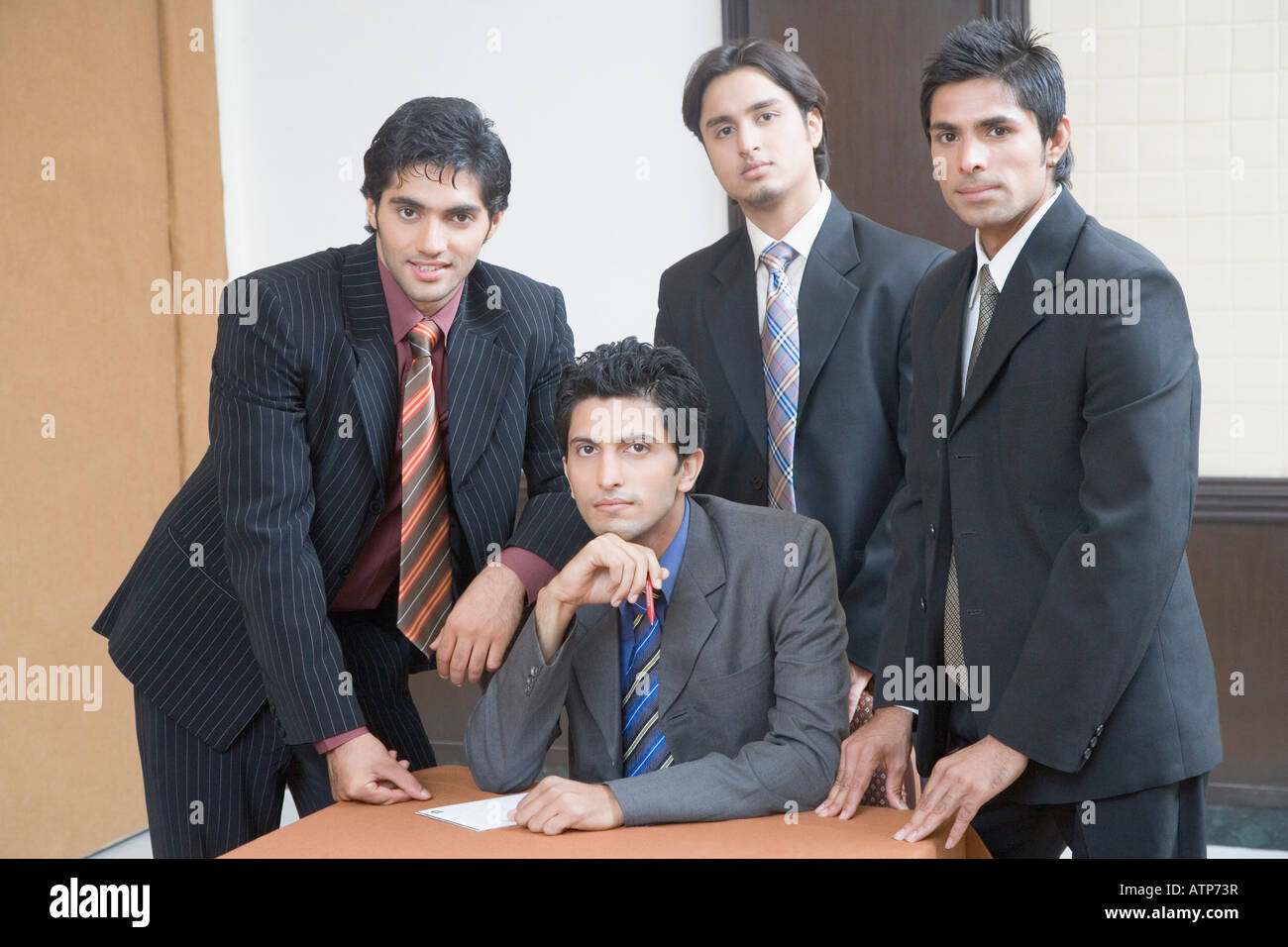 Office su hi-res stock photography and images - Alamy