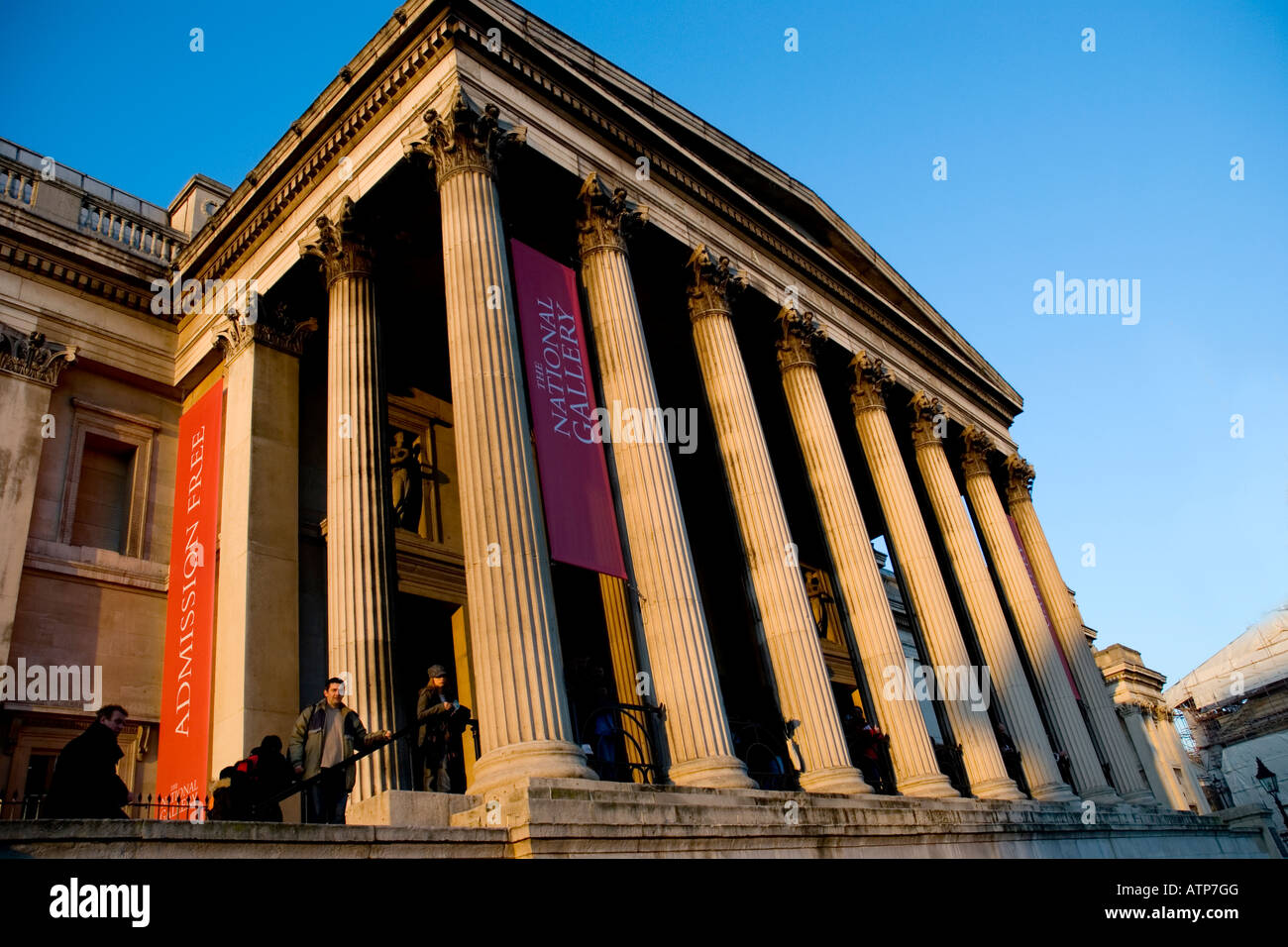 National gallery entrance national gallery columns hi-res stock ...
