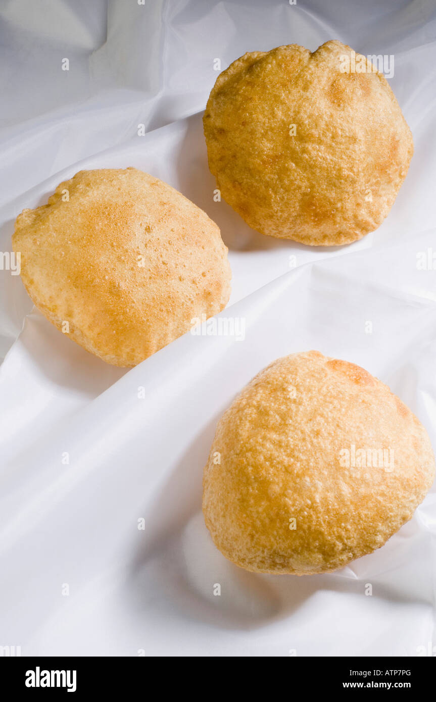 White poori hi-res stock photography and images - Alamy