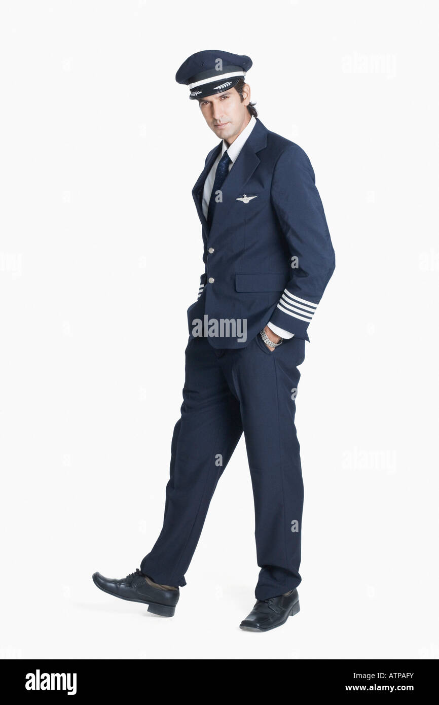 Indian pilot in uniform hi-res stock photography and images - Alamy