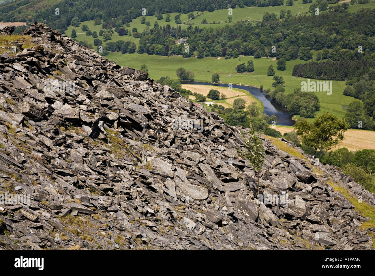 Abandoned mine wales hi-res stock photography and images - Alamy