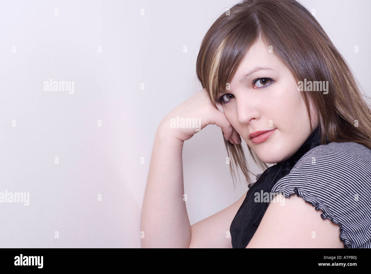 Hand on cheeks hi-res stock photography and images - Alamy