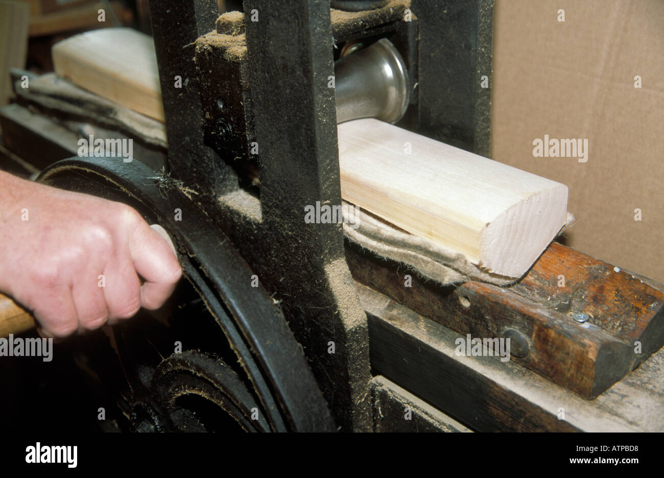 Tim Keely making traditional willow cricket bats from local wood in ...