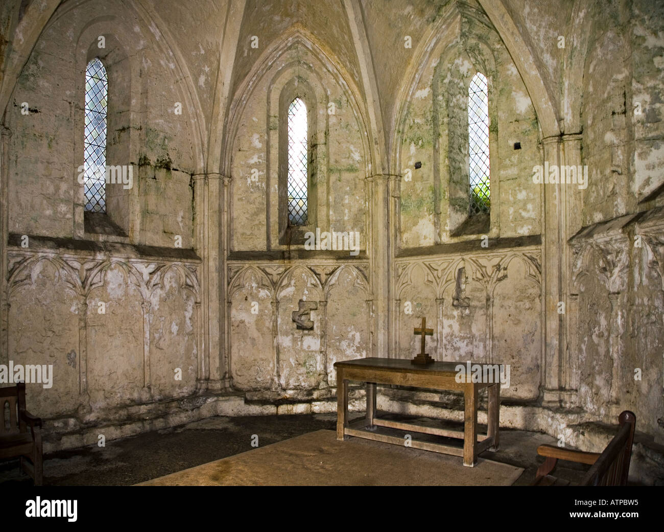 Inside castle chapel hi-res stock photography and images - Alamy