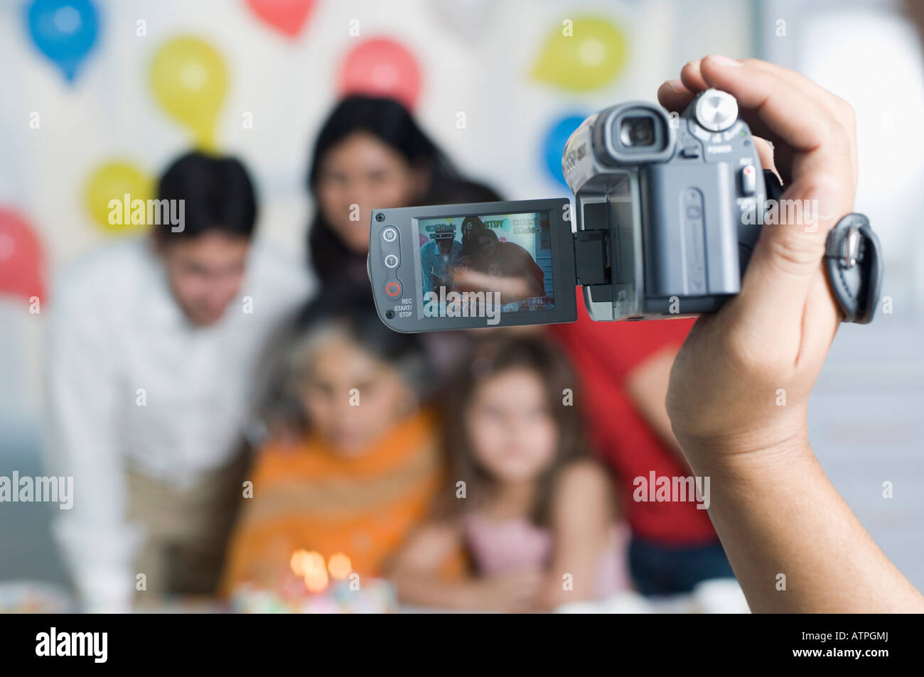 Filming visual hi-res stock photography and images - Alamy