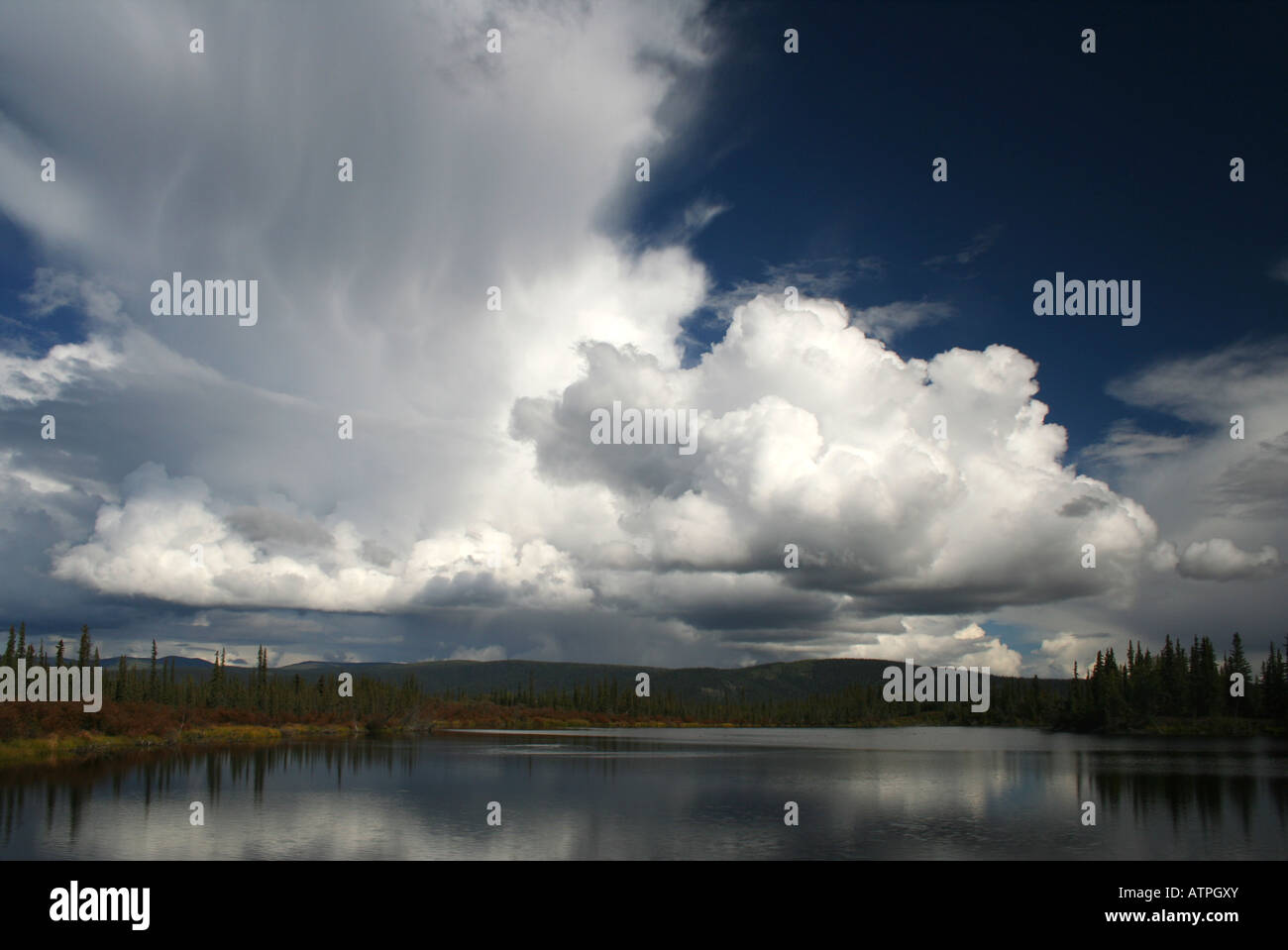 Alaska british columbia border hi-res stock photography and images - Alamy