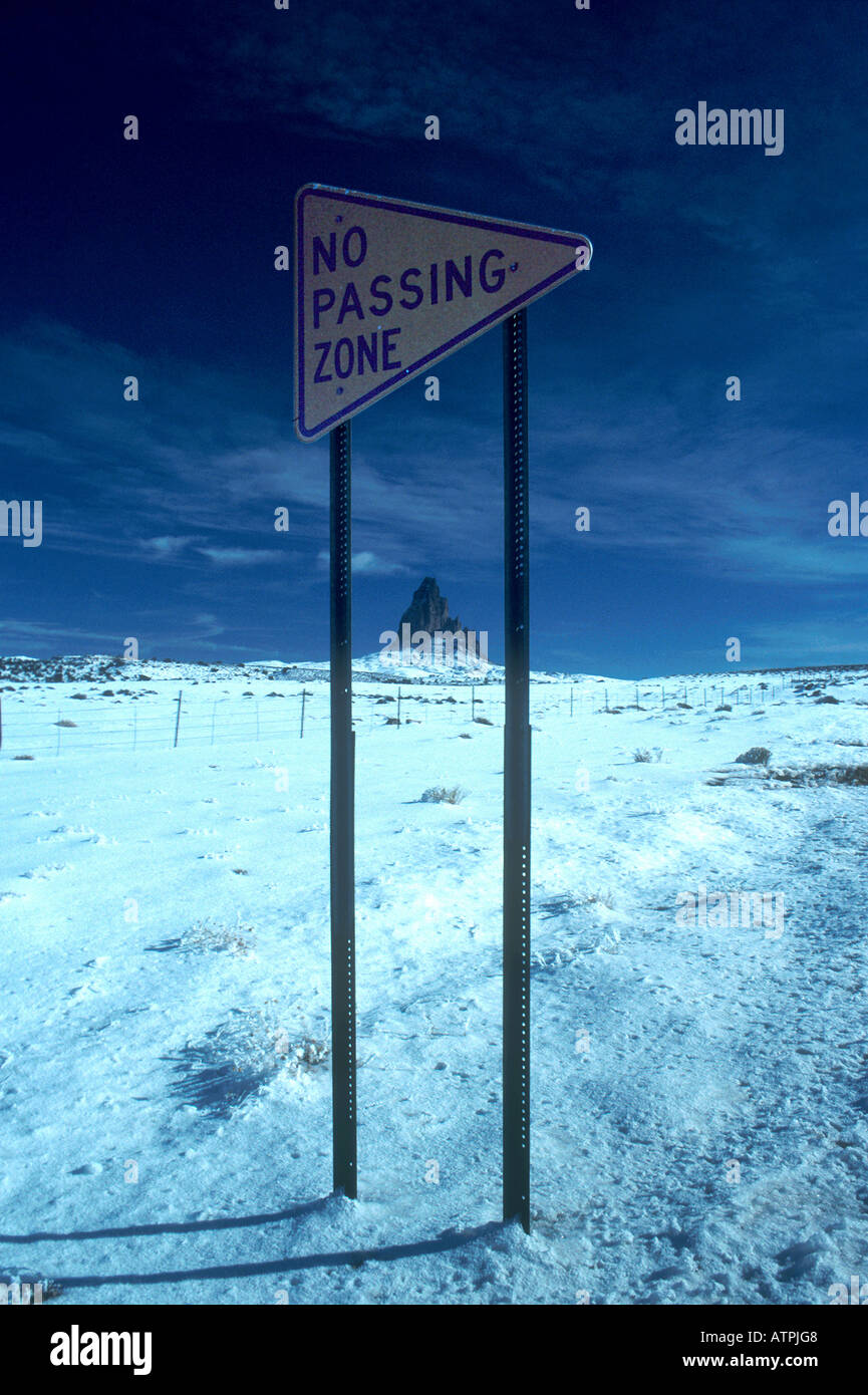 No passing zones hi-res stock photography and images - Alamy