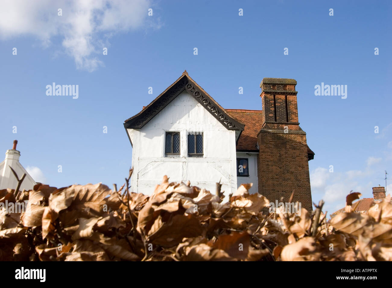 Queen elizabeth hunting lodge hi-res stock photography and images - Alamy