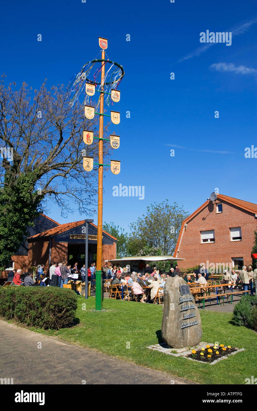 May Tree festival / Farmsen Stock Photo - Alamy