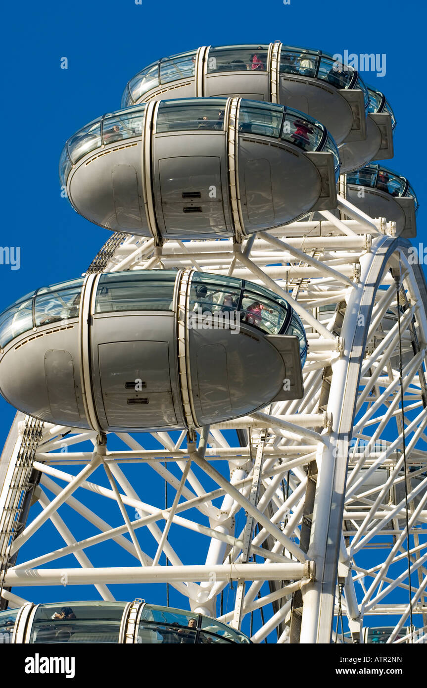 London eye pod hi-res stock photography and images - Alamy