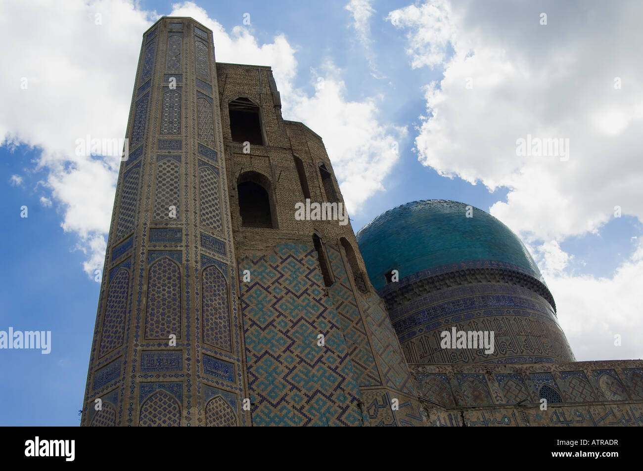 Bibi Khanym Mosque, Samarkand, Uzbekistan Stock Photo - Alamy