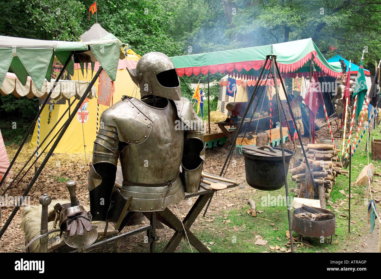 Folklore medieval hi-res stock photography and images - Alamy