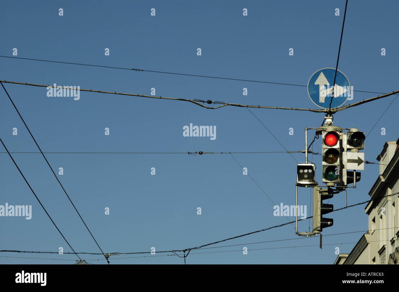 red traffic light Stock Photo - Alamy