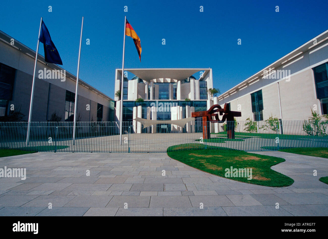 Chancellery forecourt architects hi-res stock photography and images ...