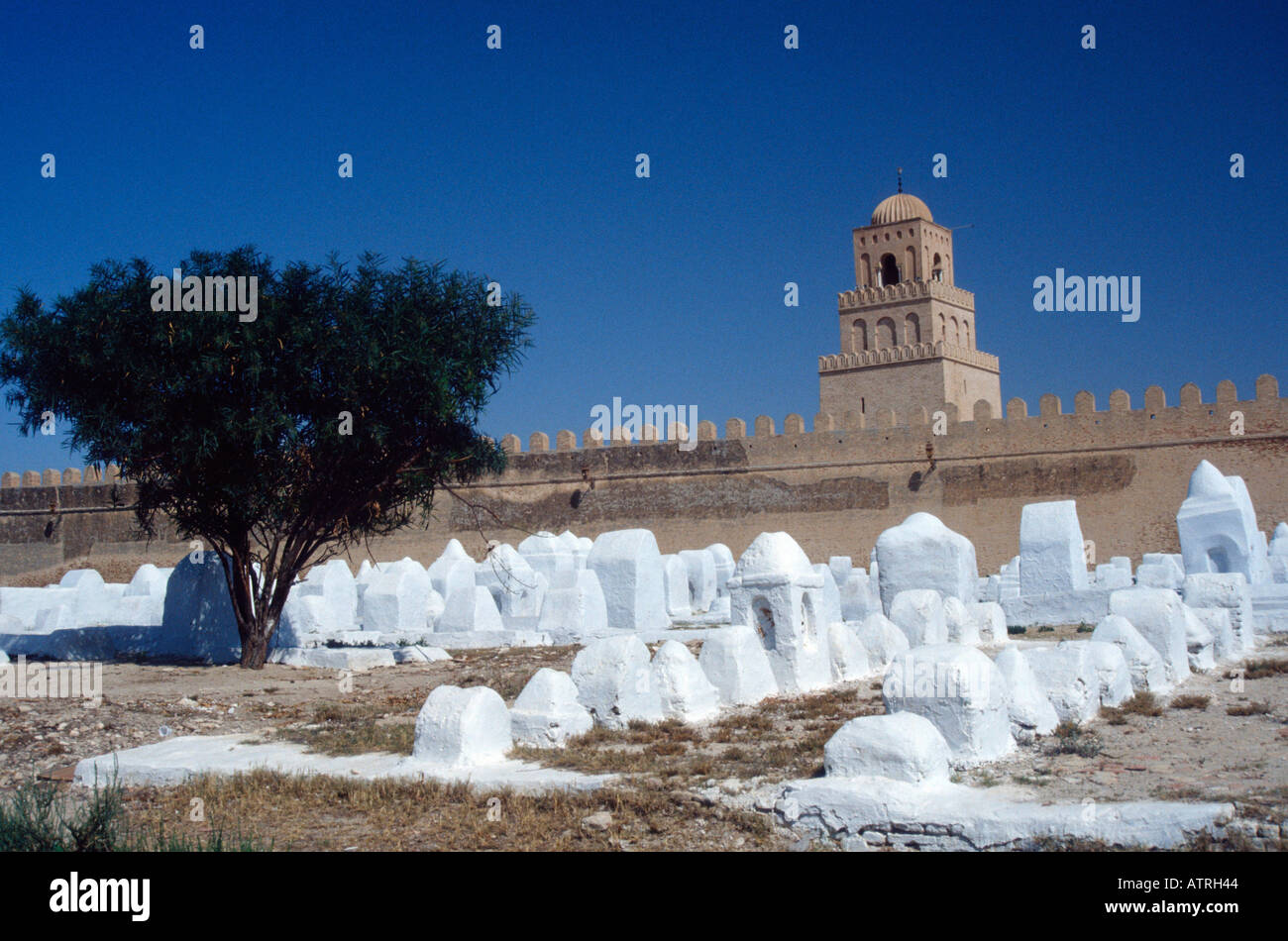 Sidi Oqba Mosque / Kairouan Stock Photo - Alamy