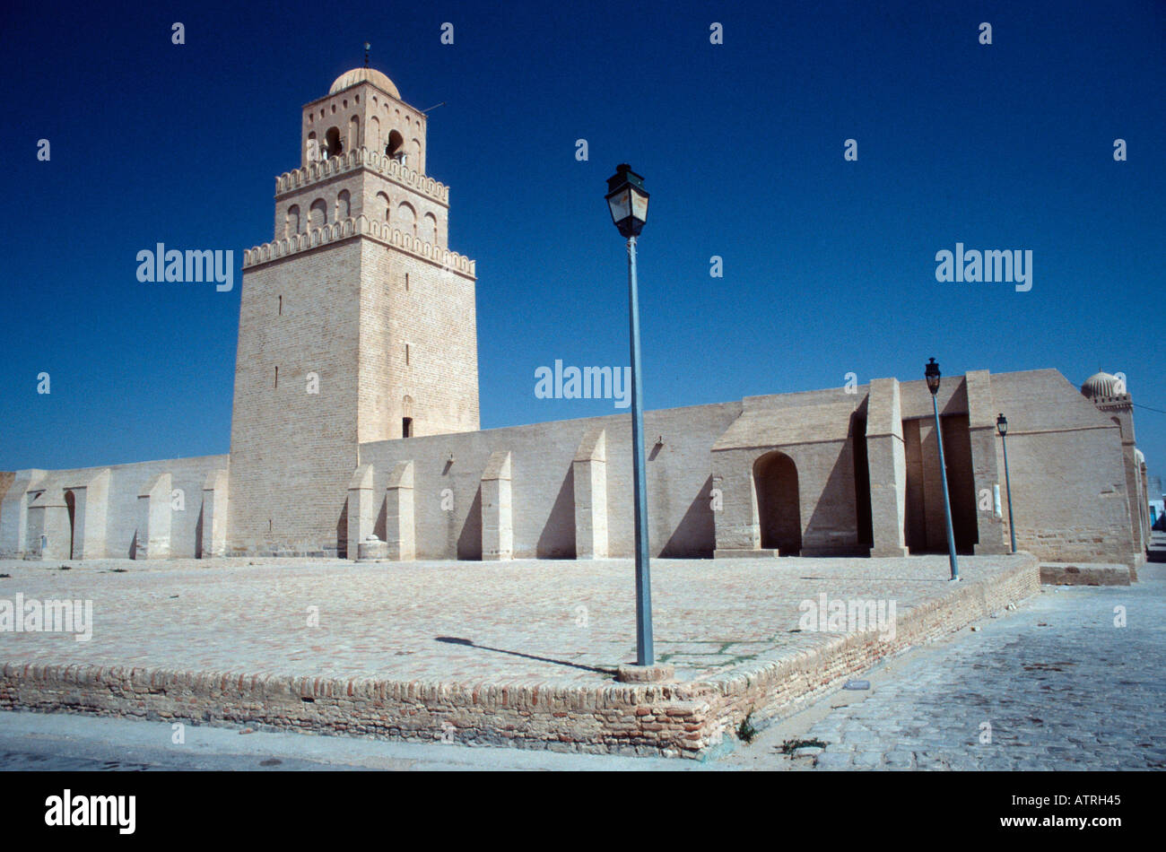 Sidi Oqba Mosque / Kairouan Stock Photo - Alamy