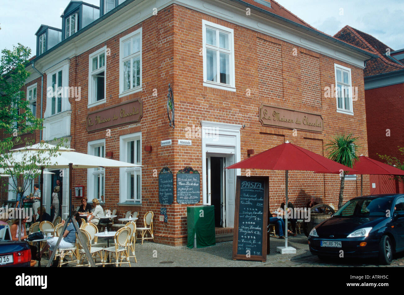 Pavement Cafe / Potsdam Stock Photo - Alamy