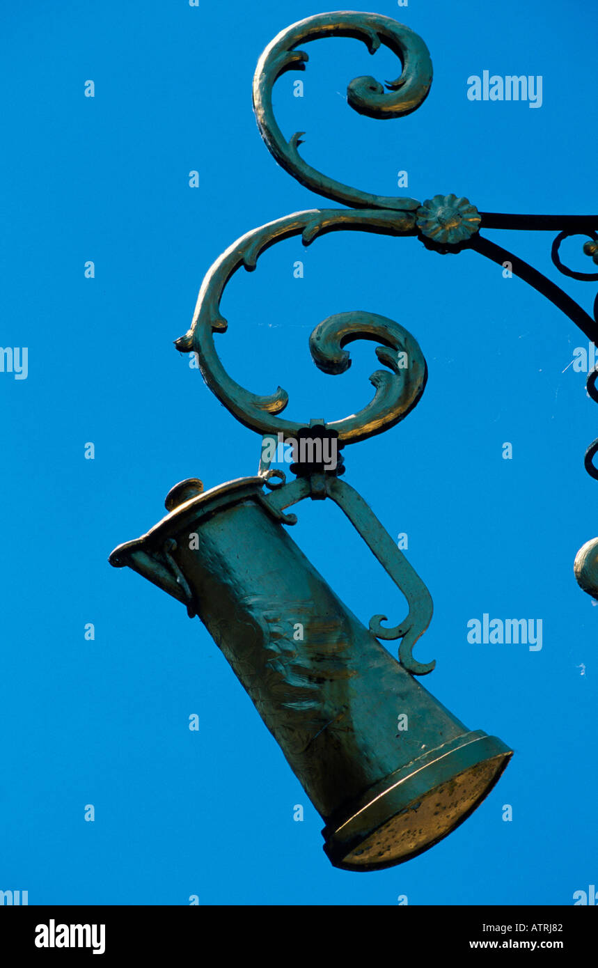 Restaurant sign / Ruedesheim Stock Photo - Alamy