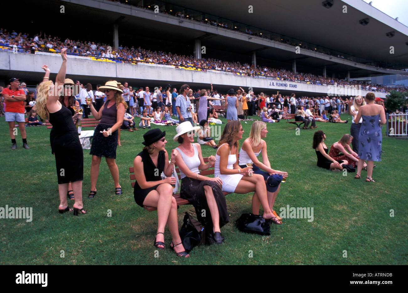 Stadium people hi-res stock photography and images - Alamy