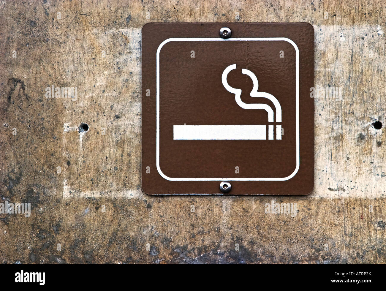 Smoking permitted sign hi-res stock photography and images - Alamy