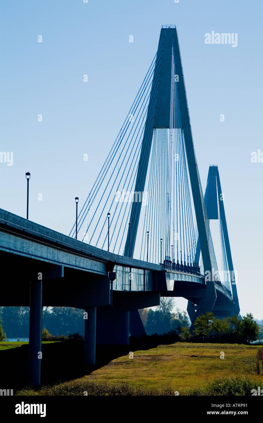 William Natcher Bridge over the Ohio River at Owensboro Kentucky Stock ...