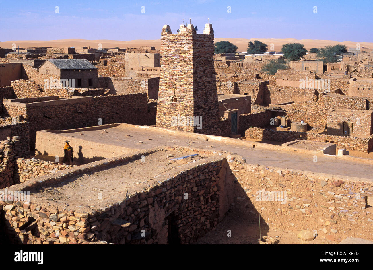 Chinguetti Mosque built in 16 . century Stock Photo - Alamy